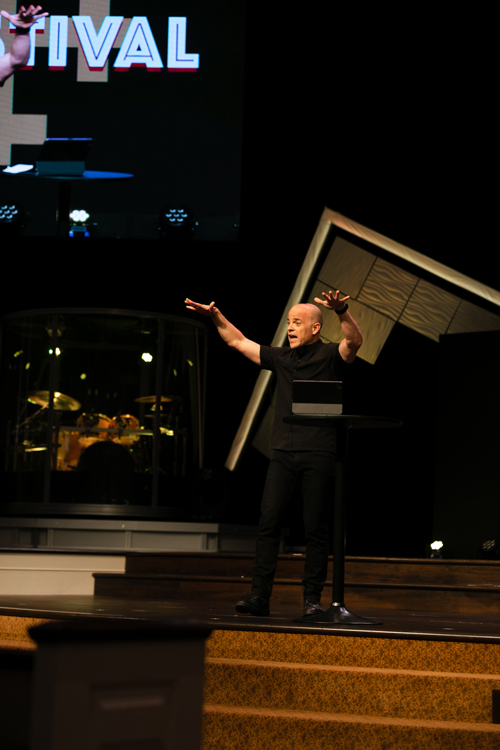 Christival Speaker Ben Stuart Equips Christians to Fight Sin and Pursue ...