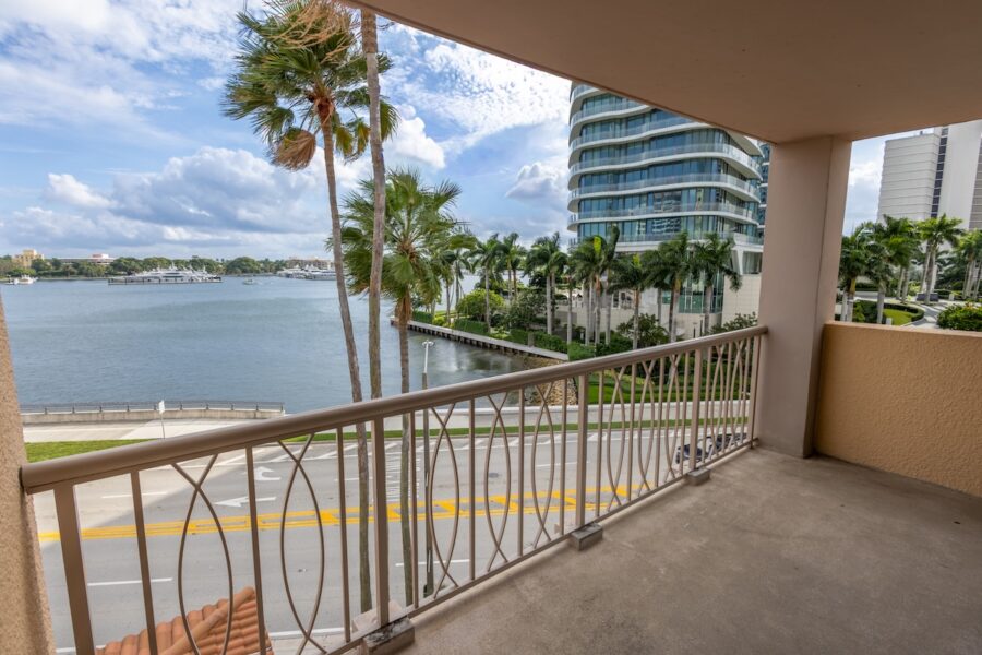 Johnson Hall | PBA • Palm Beach Atlantic University